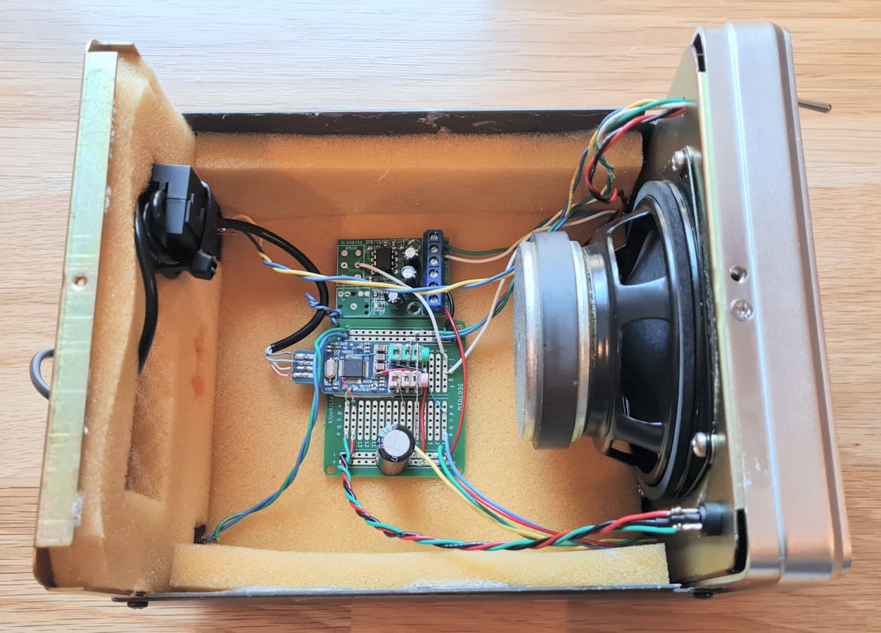 Radio-less node builds using vintage communication speakers & MAX9814 ...